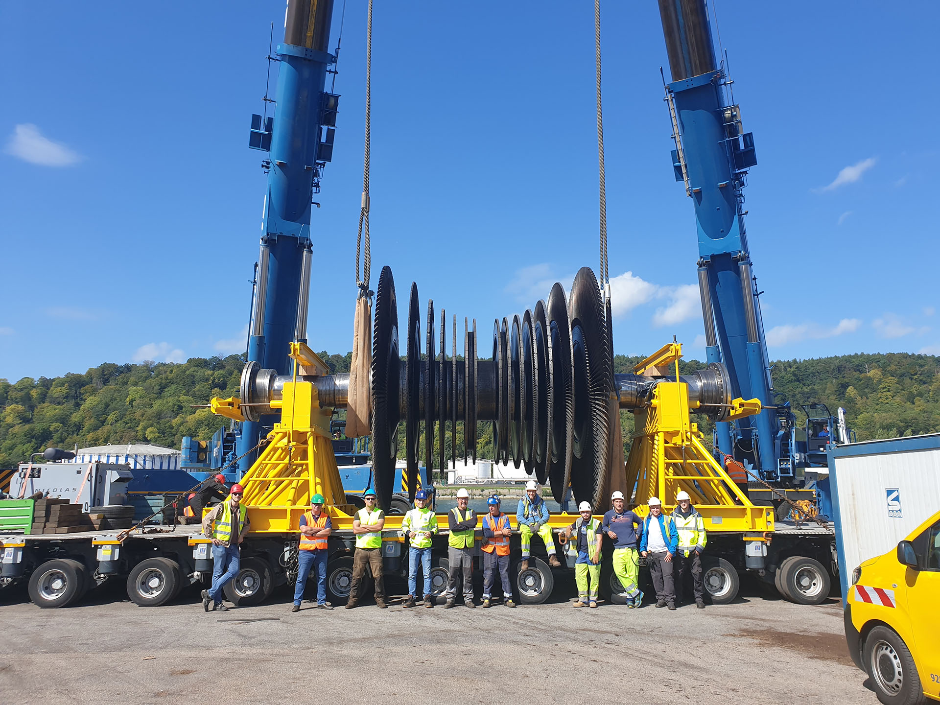 Training in exceptional logistics and handling • Begrand